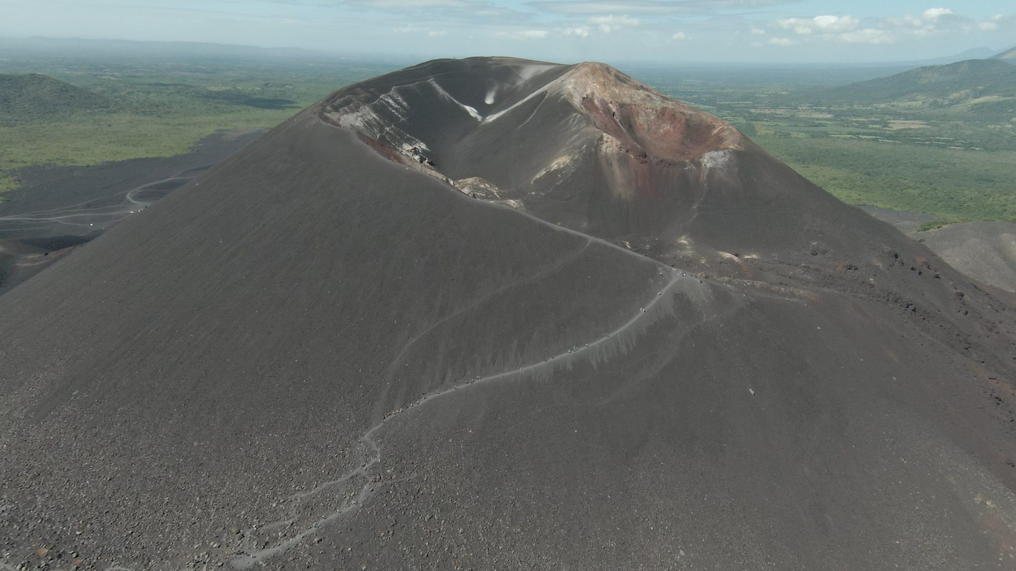 Volcán Cerro Negro, el Volcán Más Joven de Centroamérica – Marena